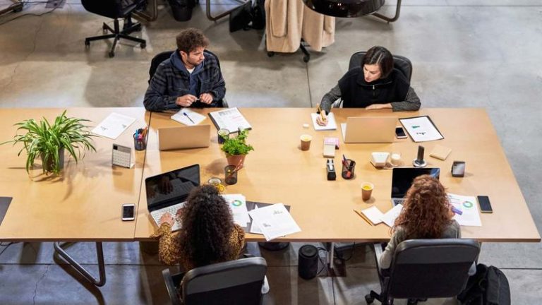 Workplace Management Using CMMS Software - WorkTrek